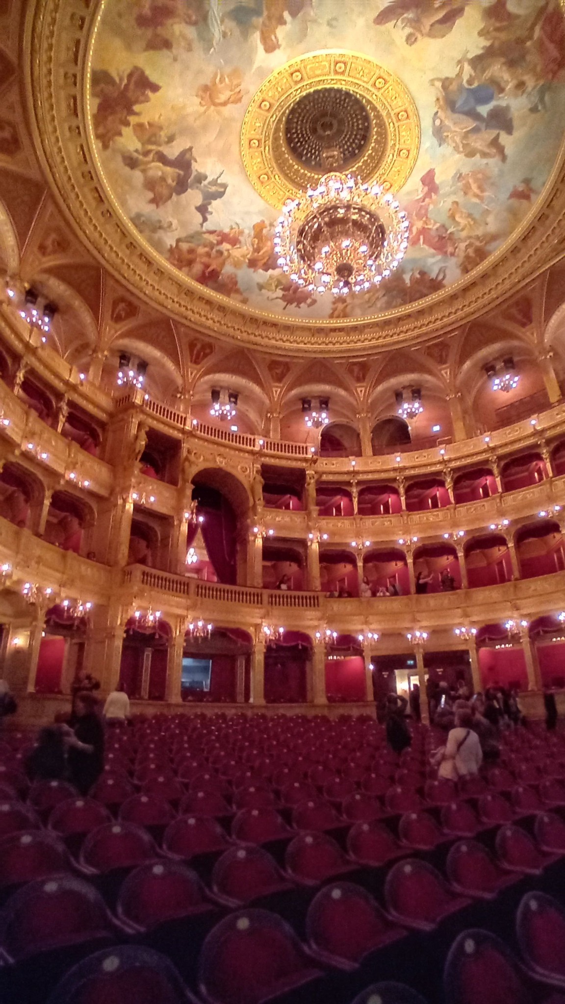 A Magyar Operaház – Budapesti képeslap III. – .:: Vásárhely.ma